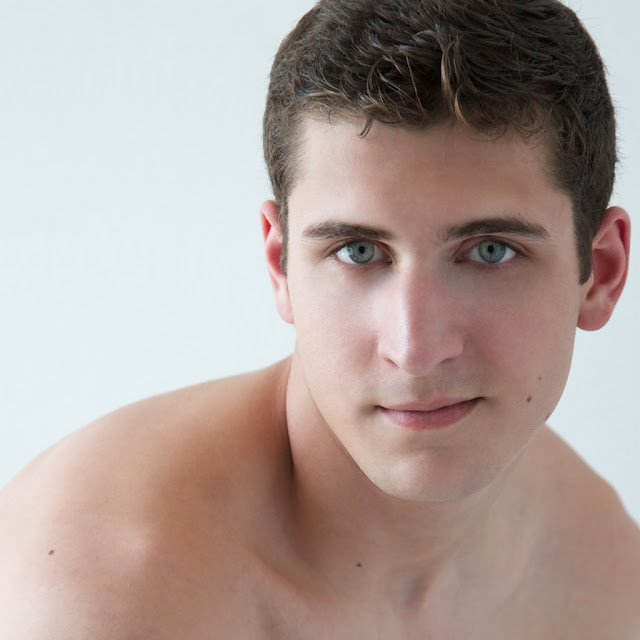 Favorite Hunks & Other Things: Thursday, September 12, 2013