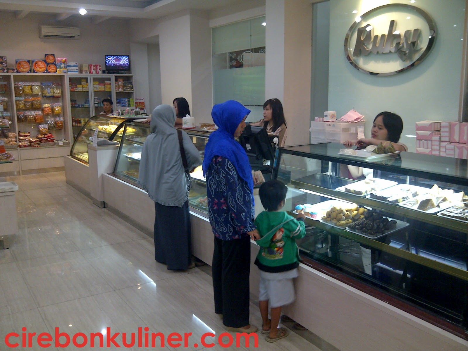 Toko Kue "Ruby" | Info Kuliner di Kota Cirebon