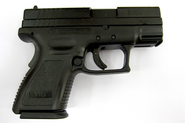 Armi usate web portal: PISTOLA HS 9 SERVICE 4