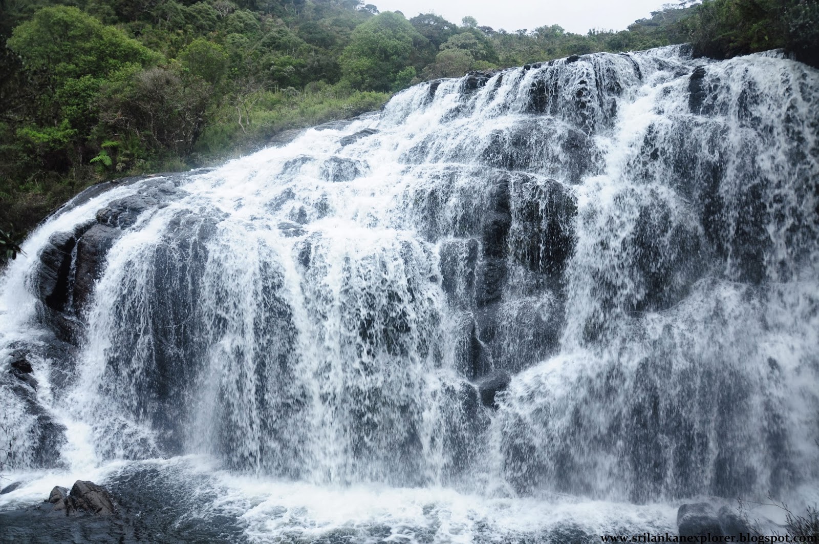 Amazing Baker's Water Falls in Sri Lanka. ~ Sri Lankan Explorer