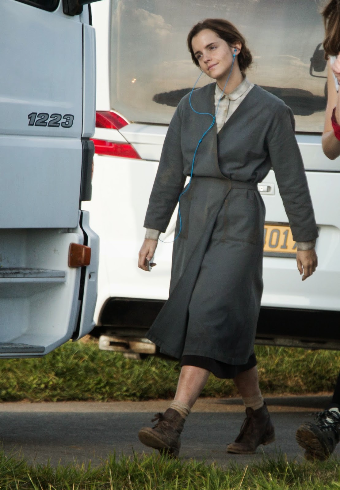 Emma Watson: First pictures of Emma Watson on set of 'Colonia' [October ...