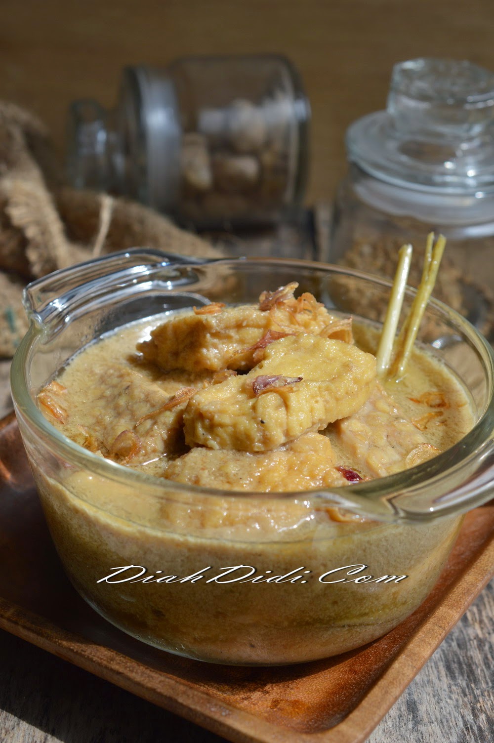 Diah Didi's Kitchen: Terik Tempe Semangit & Tahu