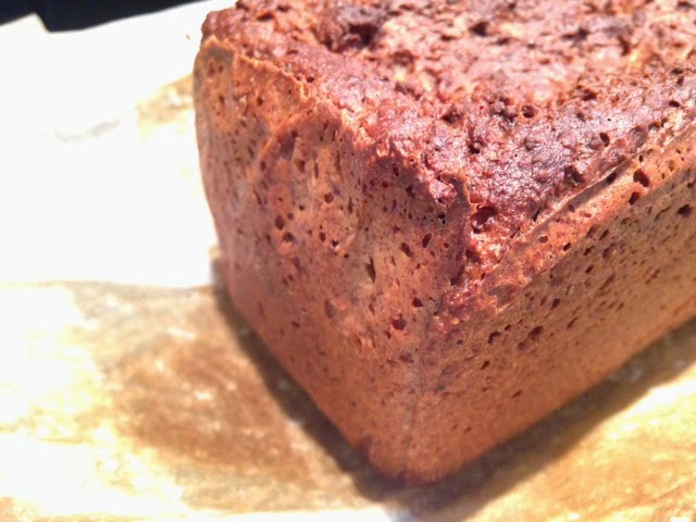 Pain quinoa-châtaigne-millet aux graines de chia