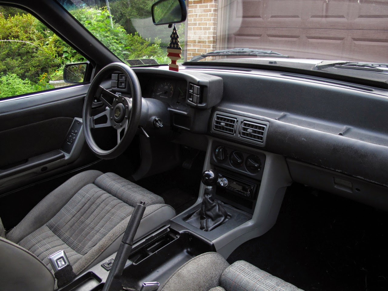 Reader Ride: Foxy Lady In White - DailyTurismo