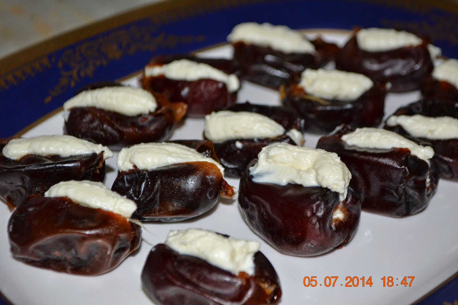 Creamy Almond Dates | Haffa's kitchen adventures