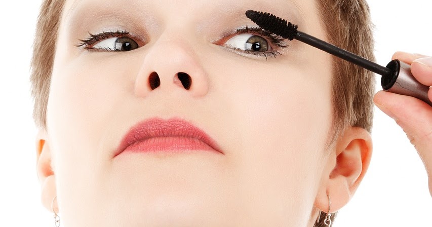 Why Are My Eyelashes Falling Out and What Can I Do? - Sentinel Times