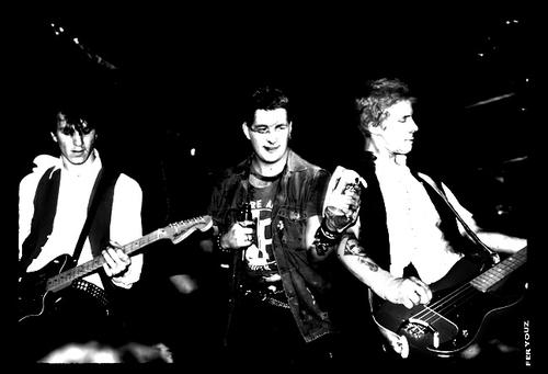 OLD, WEAK BUT ALWAYS A WANKER - THE PUNK YEARS: THE VANDALS - Peace ...