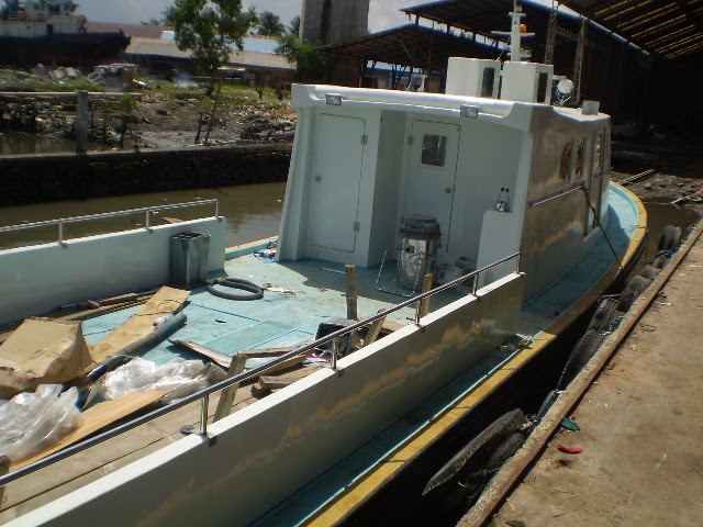 BOAT DESIGN AND MARINE ENGINEERING SERVICES: 15.0 M GRP Workboat