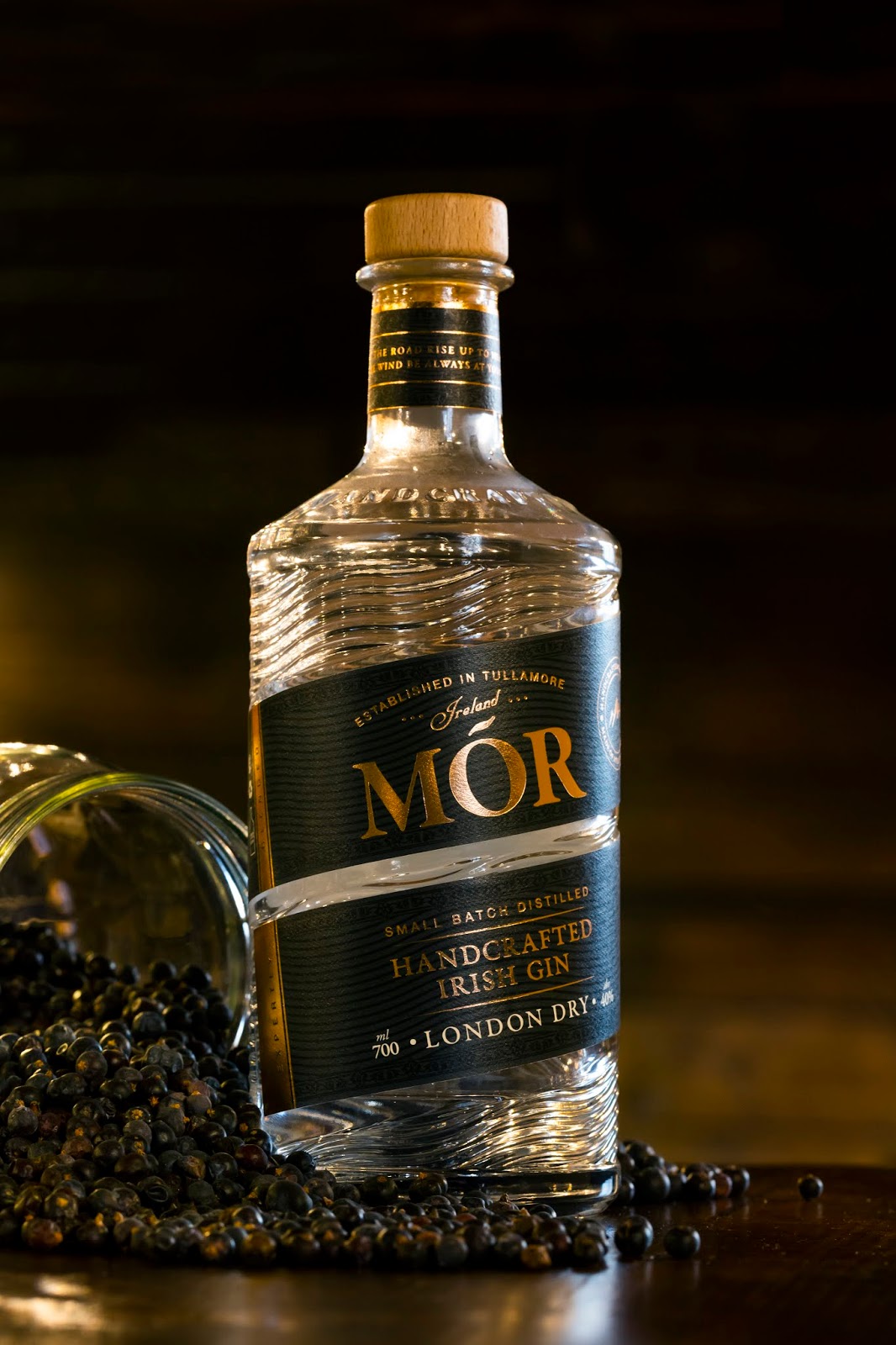 Mór Irish Gin London Dry – Packaging Of The World