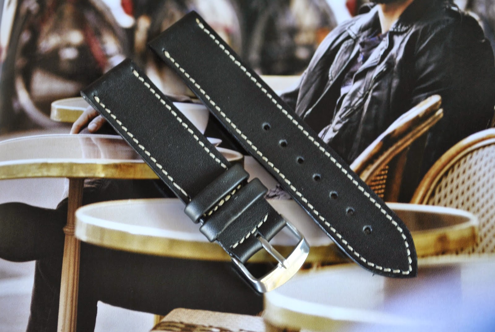 CURELE DE CEAS DIN PIELE: Curea de ceas neagra, cusatura contrast alba