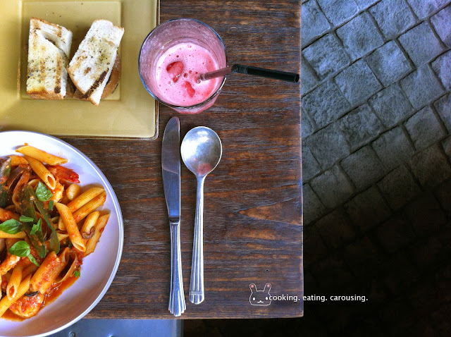 cooking. eating. carousing.: Seminyak "Eat Street"