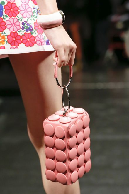 LEGO mania: le borse più ironiche del momento