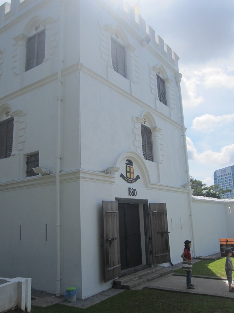 Rose' World: Back in time