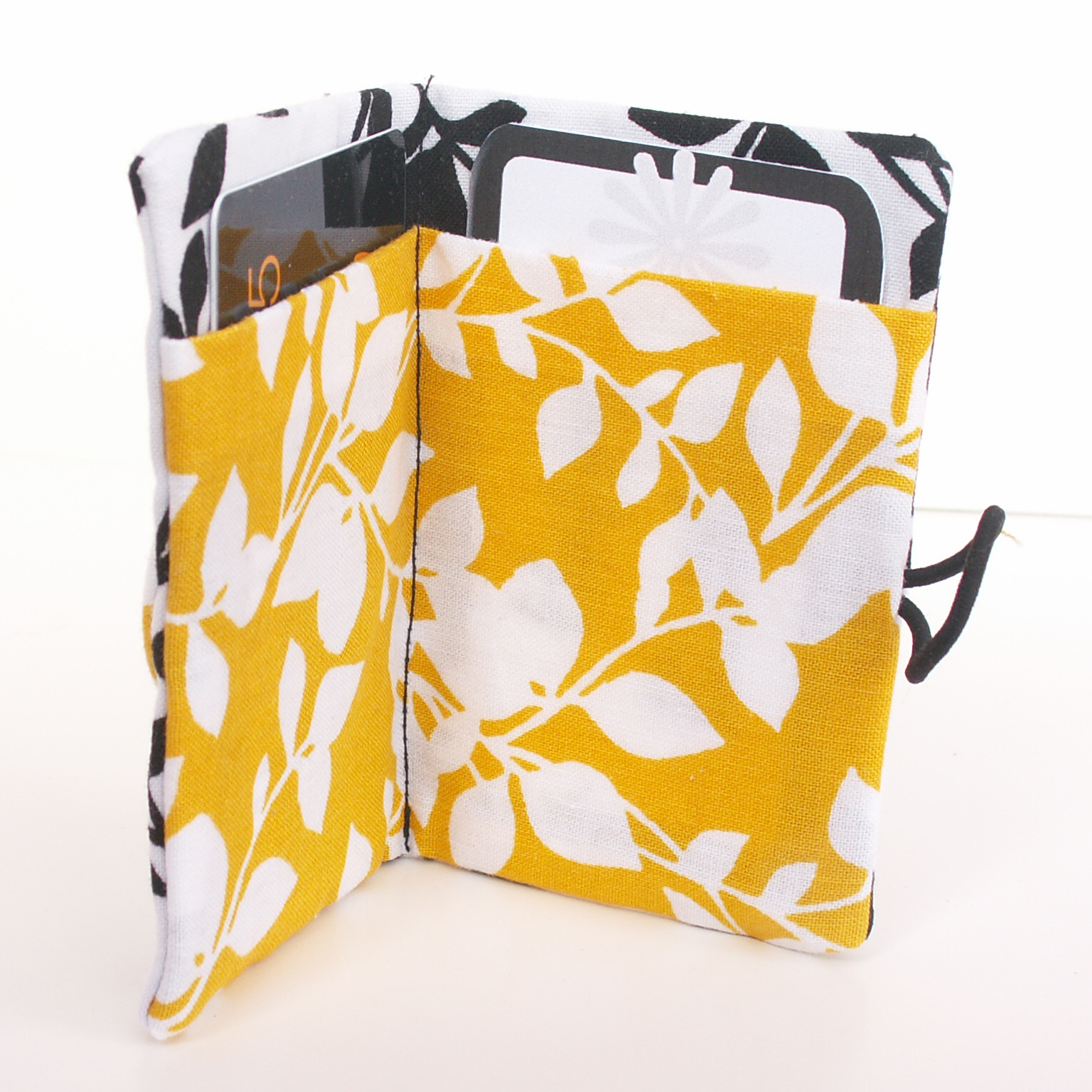 Taking Time To Create: Gift Card Holder {Wallet}