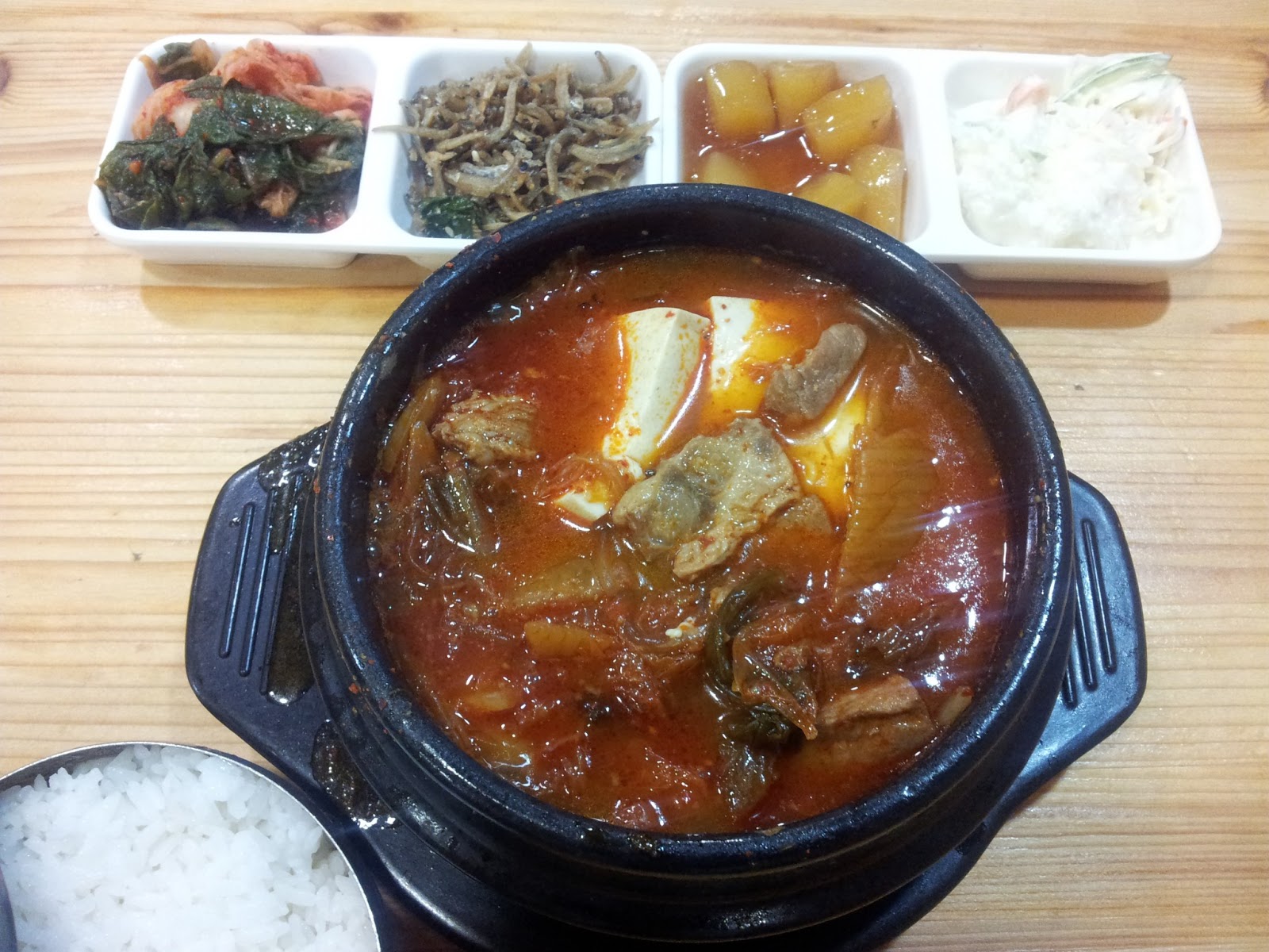 giraffeC eat.Singapore: Kimchi Chigae (Kimchi Stew with Pork) @ Manna Story