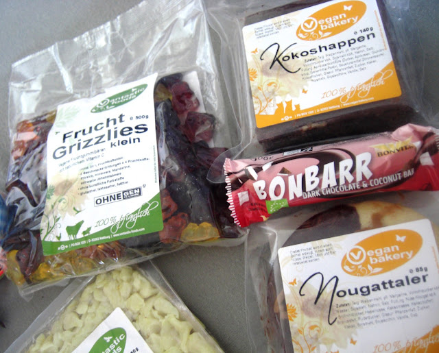 Veganine: Veganversand.at Bestellung ist daaaa :)