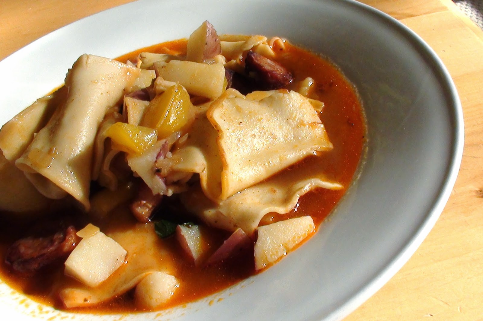 zsuzsa is in the kitchen: HUNGARIAN PASTA SOUP - LEBBENCSLEVES