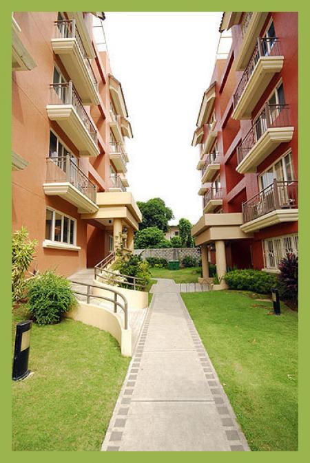 Resale Condo Property: S20376 - 2br Sale Condo Unit at Bonifacio Heights