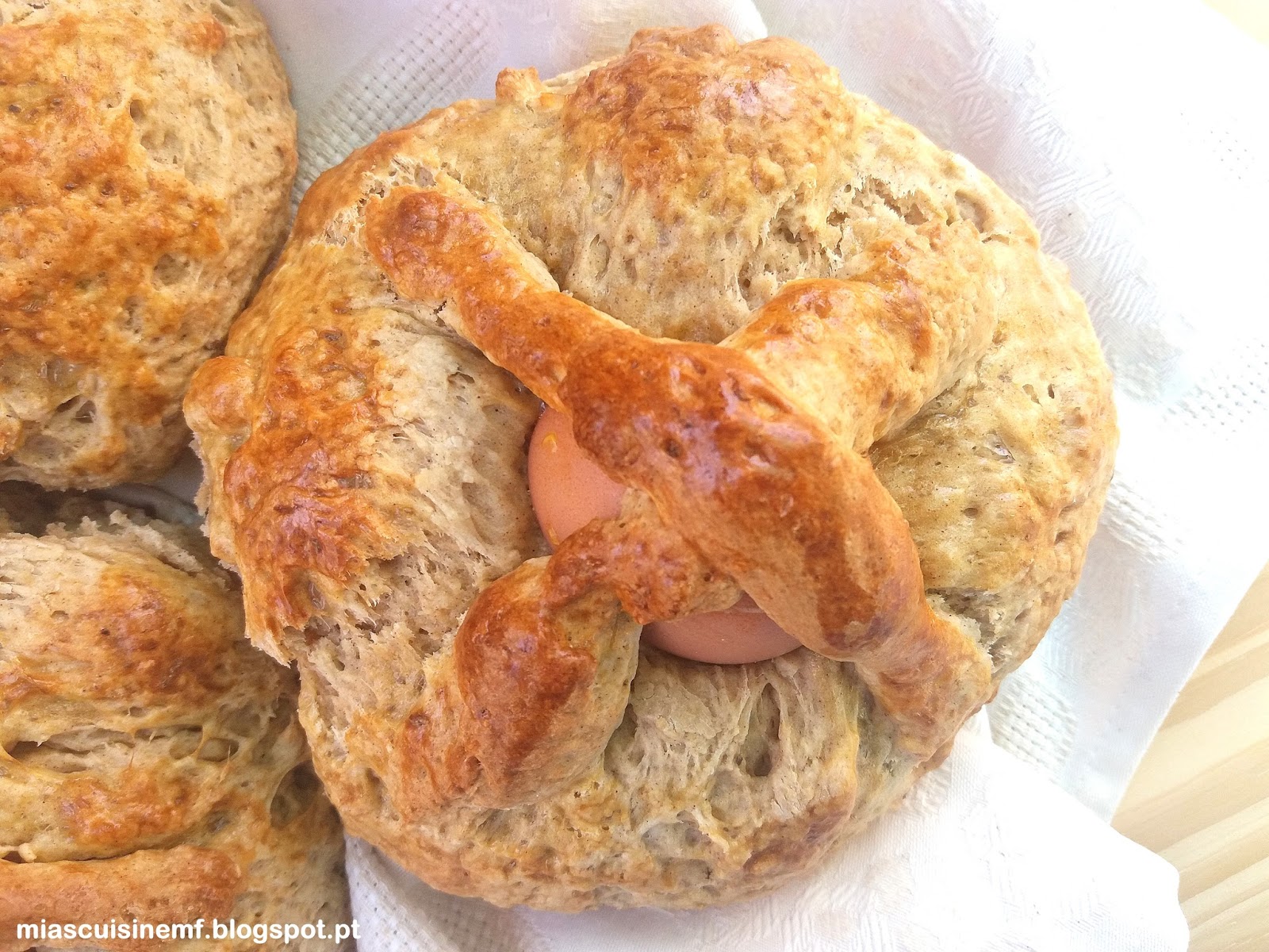 Mia's Cuisine: Folares