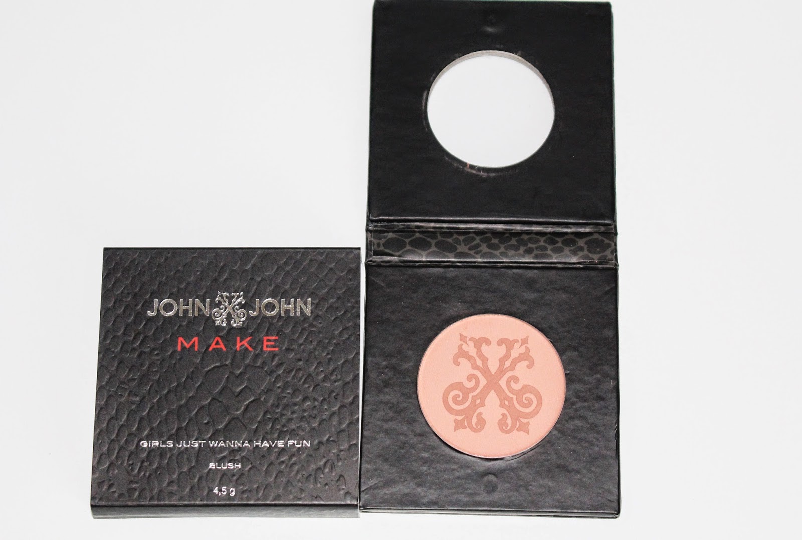 Mainha, me casei!: .MMC TV: Tutorial John John Make.