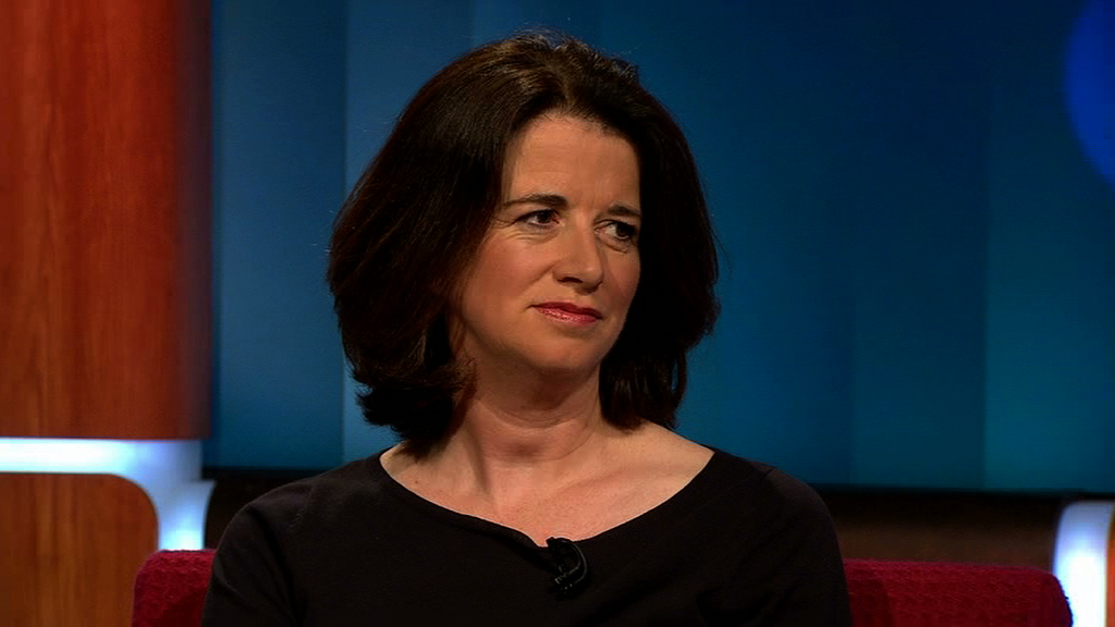 Glamour Capture: The Review Show 17/06/2011