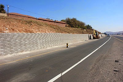 Retaining Walls, the support soil needs to stand up - sipilab
