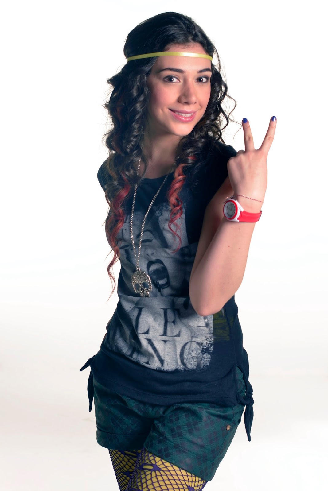 Vampire Beauties: Vampiress TV Review: "Chica Vampiro"