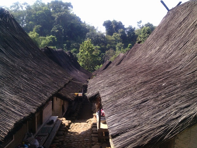 Mengenal Kampung Adat Naga di Tasikmalaya