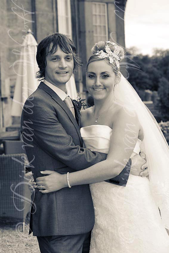 TIME FOR A FEW MOMENTS TOGETHER AT WYNYARD HALL