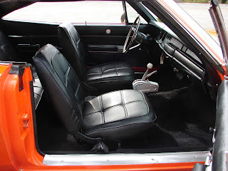 GENERAL LEE: inside view