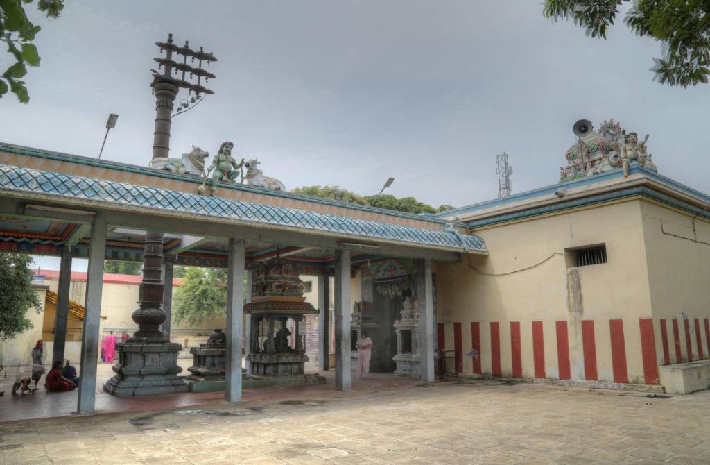 Tamilnadu Tourism: Hridayaleeswarar Temple, Thiruninravur, Thiruvallur