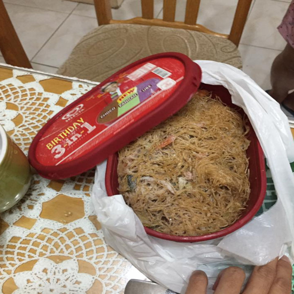 Umorder Raw Siya Ng Ice Cream Pero Laking Gulat Nito Ng Mabuksan Ang ...