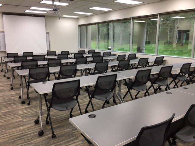 Conduct Good Training by Arranging Well-Equipped Seminar Room Furniture