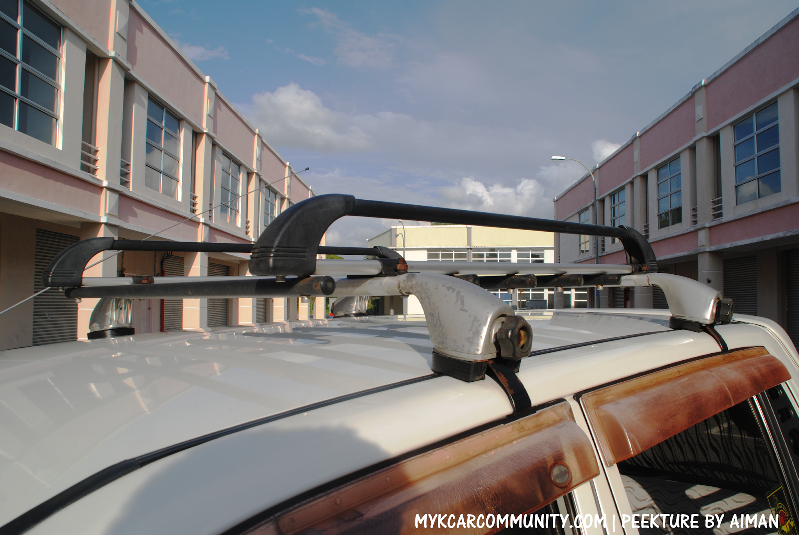 Putih Itu Menawan Kancil Moderno Limited | Art Of Kei Car