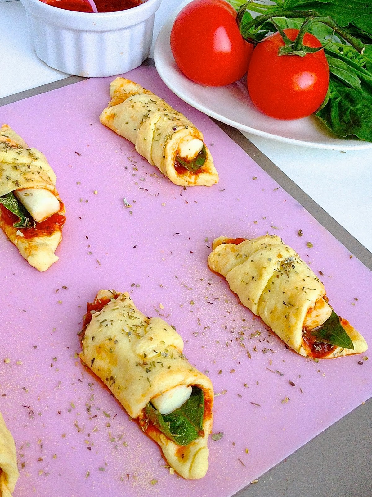 Caprese Crescent Rolls (with low fat option) - The Lindsay Ann