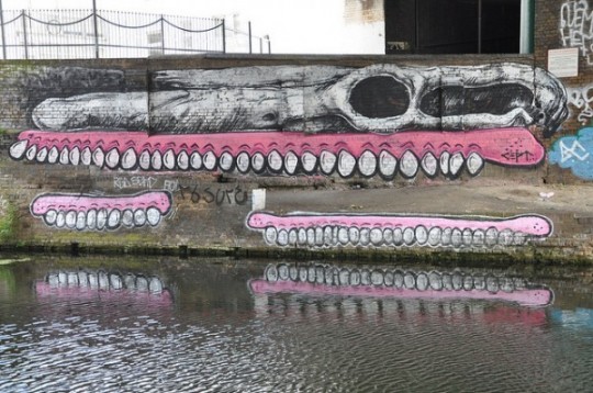 Street Art By ArtFlyMovie: SWEET TOOF - Street Art from London