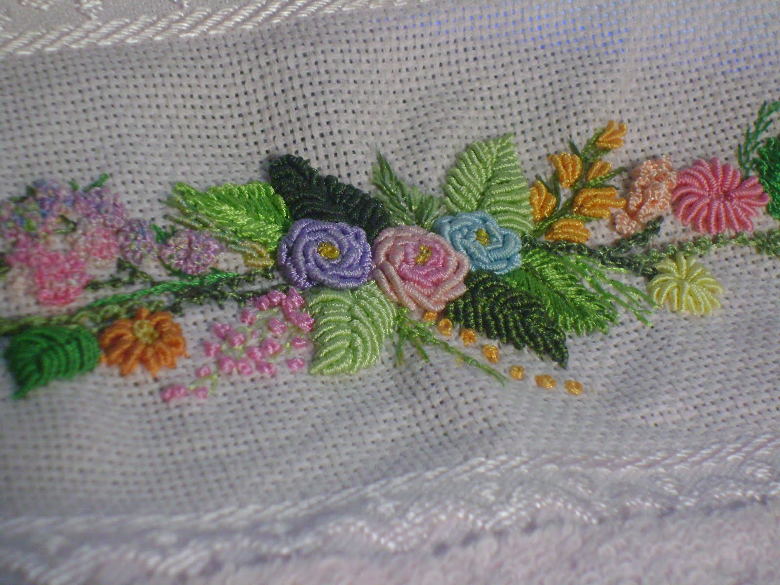 Bordado de rococo - Imagui