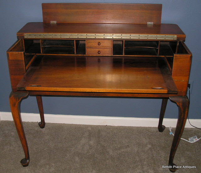 BETTON PLACE ANTIQUES/ESTATE SALE SERVICES: ANTIQUE CHERRY SPINDLE DESK