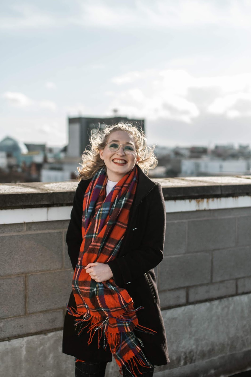 MOM JEANS AND JESUS: Don't Be Scared of 'Blavy'