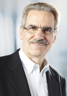 The Price of Fixity is Unintelligibility: Transnationalism and American ...