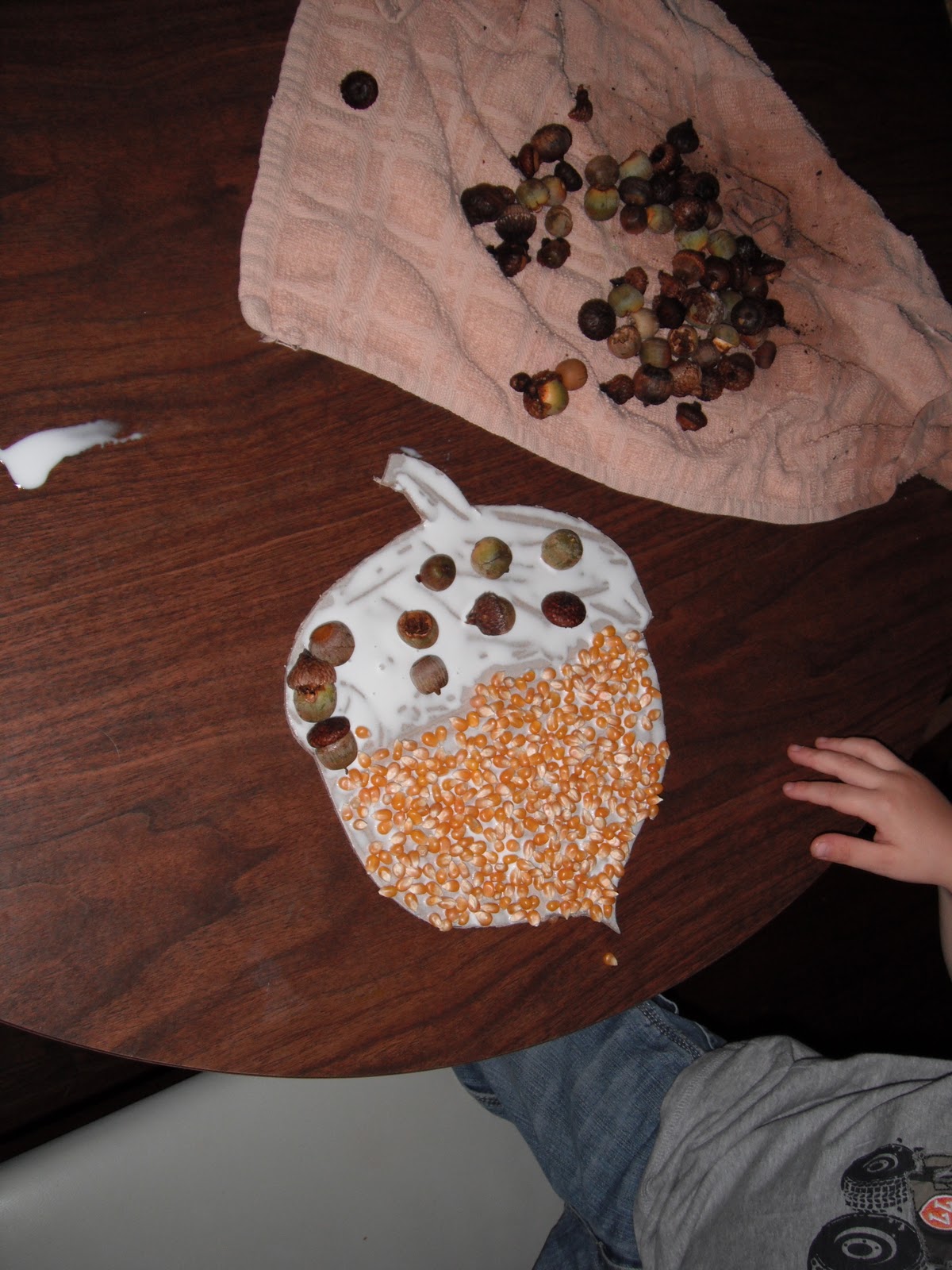 Bookworm Fun: Chicken Little/ Henny Penny