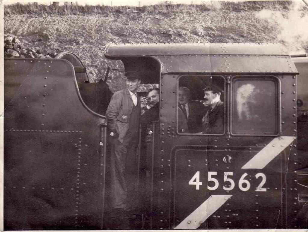 PHANTOM TRAINS & HAUNTED RAILROADS