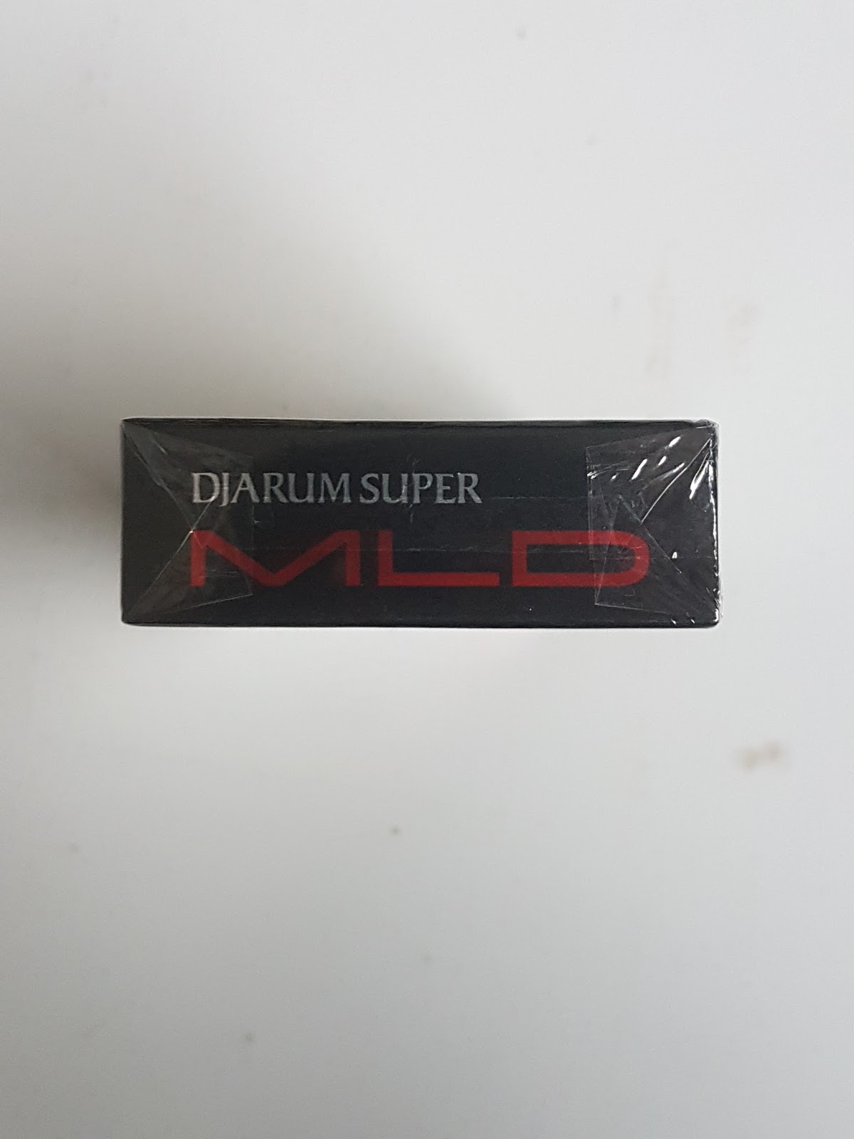 Djarum Super MLD (Mild) Black Series Isi 12 Batang, Rokok Kadar Tar FF ...