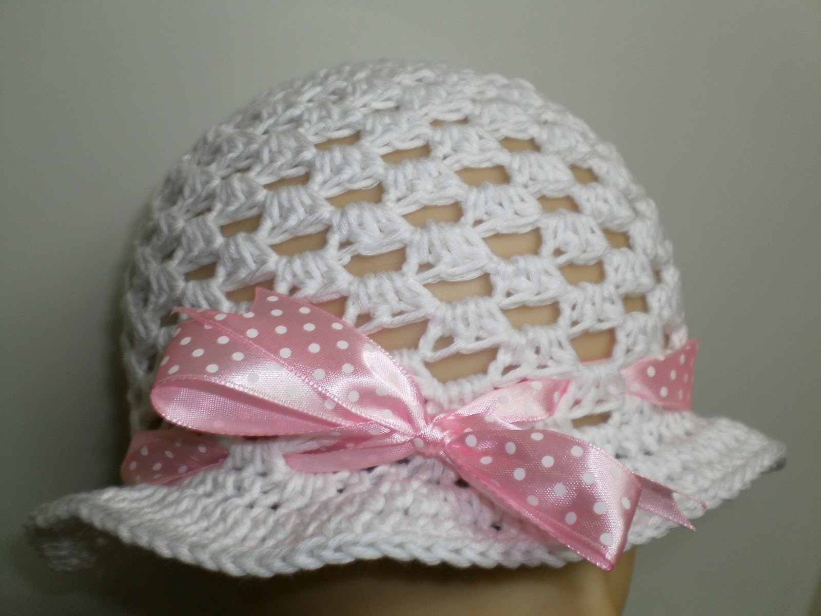 Mady Handmade-creatii crosetate manual,pentru copii si adulti: caciuli ...