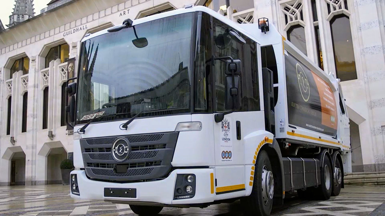 Happening London: First UK trial for an all-electric dustbin lorry ...