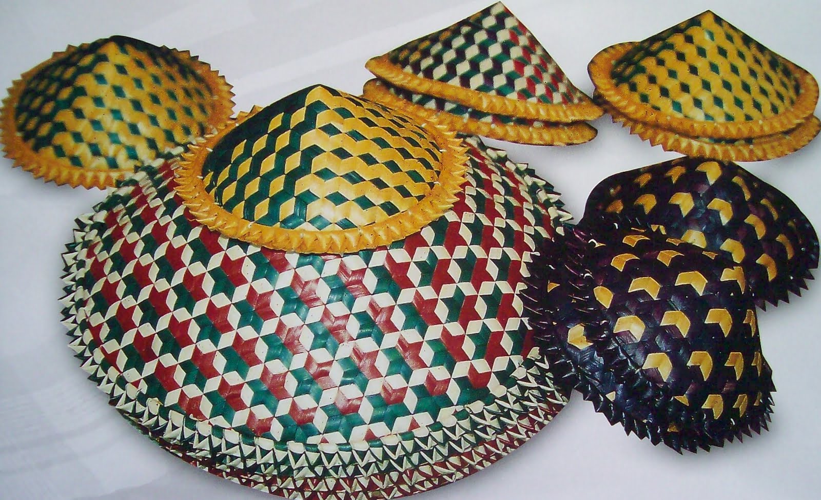 ૐ|| ***@rtzskill*** ||ૐ: BIDANG MENGENAL KRAF TRADISIONAL