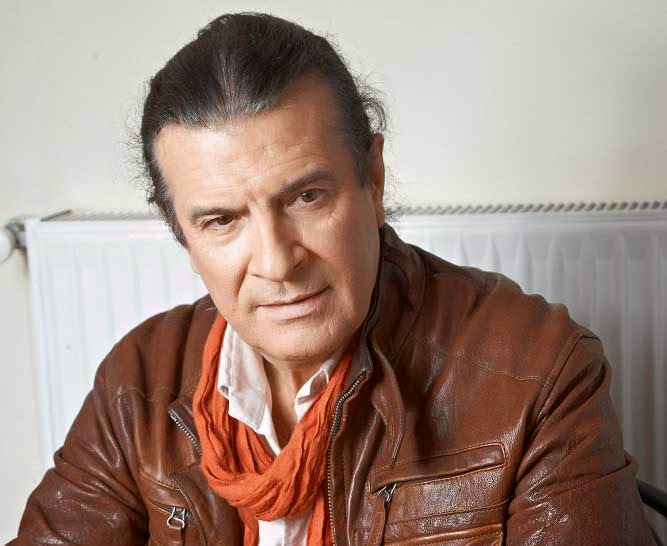 ΠΑΛΙ ΣΤΟΝ ΚΟΡΥΔΑΛΛΟ Ο ΚΟΥΡΑΚΗΣ ΠΟΥ ΣΕ ΛΙΓΟ ΘΑ ΣΤΗΣΕΙ ΚΑΙ ΓΡΑΦΕΙΟ... ΓΙΑ ...