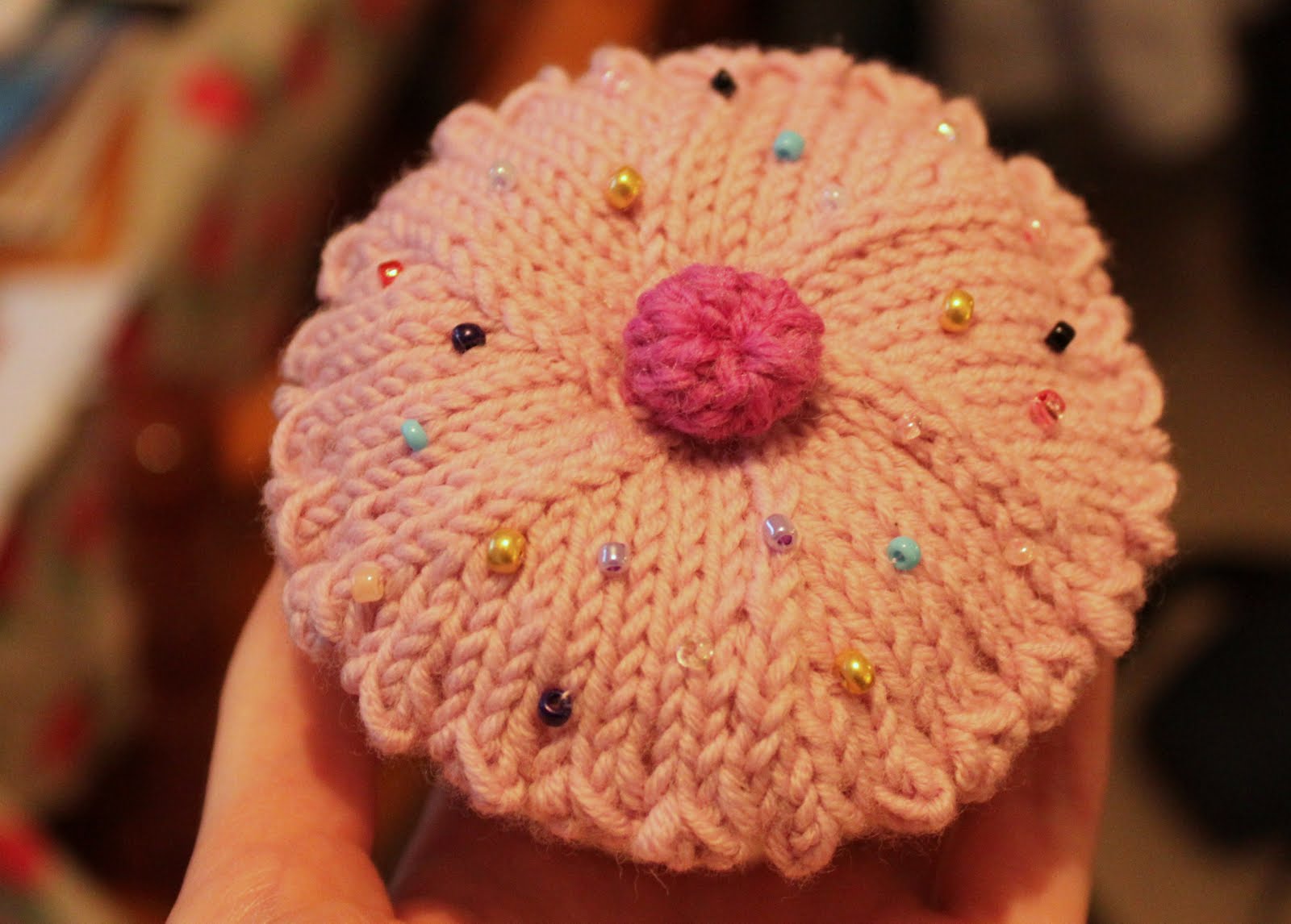 KnittingPony: Knitted Cupcake