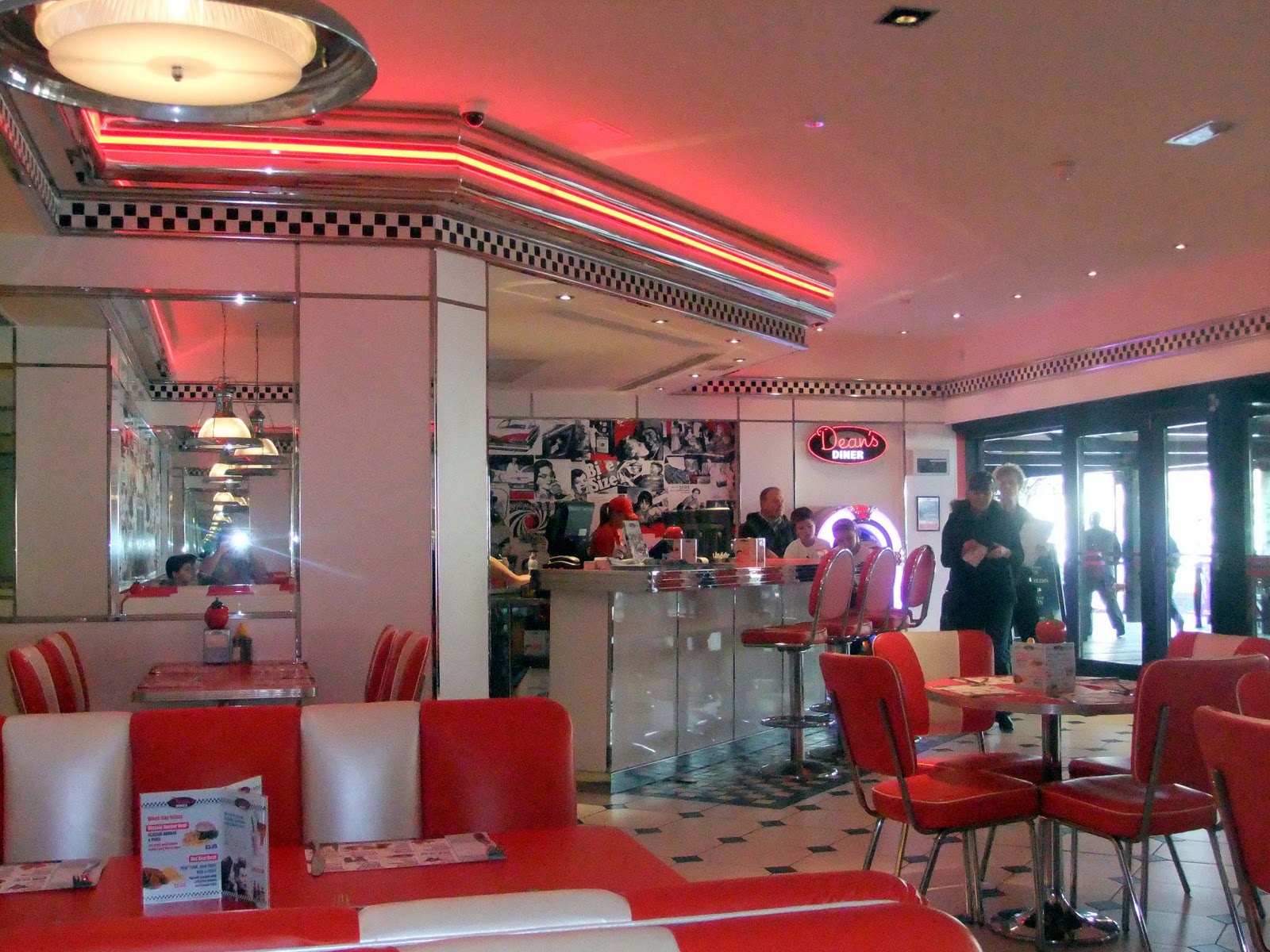 ShabbyChicSarah: It's All Gone A Bit Quiet....