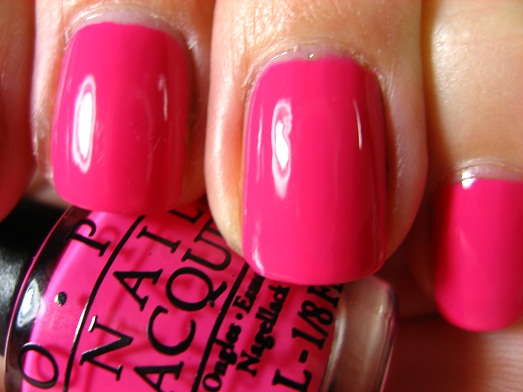 Right on the Nail: OPI So So Skullicious Collection: A-Rose from the Dead